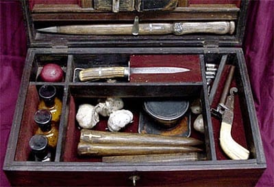 10 photos of historic vampire hunting kits