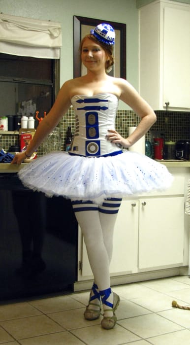 R2-D2 cosplay