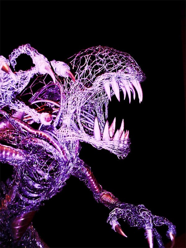 Xenomorph born alien wire sculpture