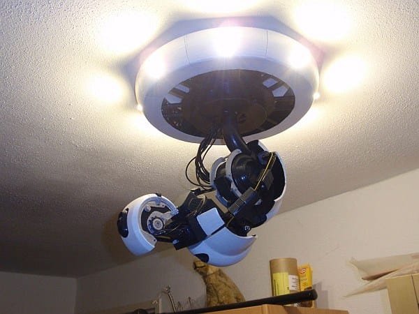 GlaDOS ceiling lamp - in your very own home