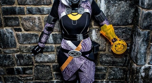 Mass Effect cosplay: Stunning Tali