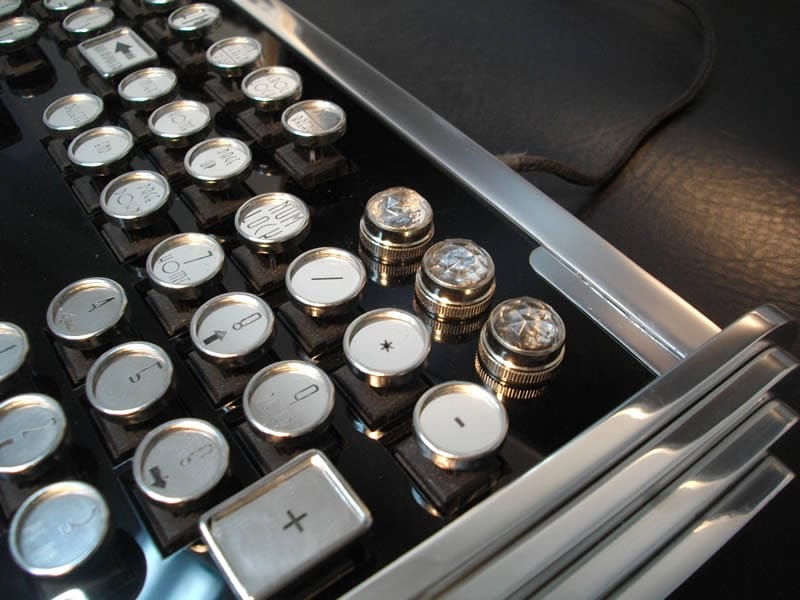 An art deco style keyboard