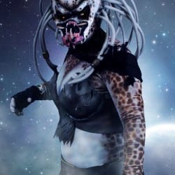 Scary female Predator cosplay