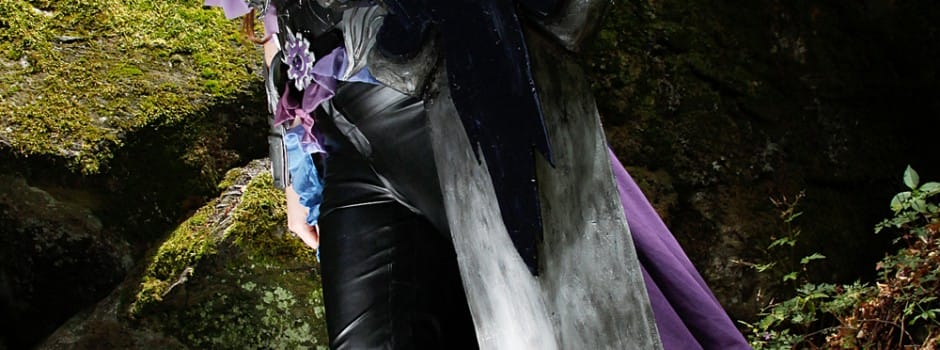 Laura "Lightning" Jansen wins Dragon Cosplay Summit 2013