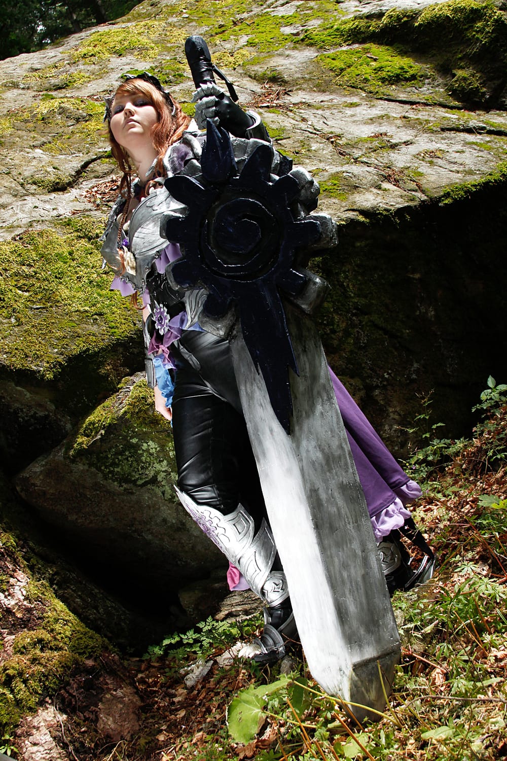 Laura "Lightning" Jansen wins Dragon Cosplay Summit 2013