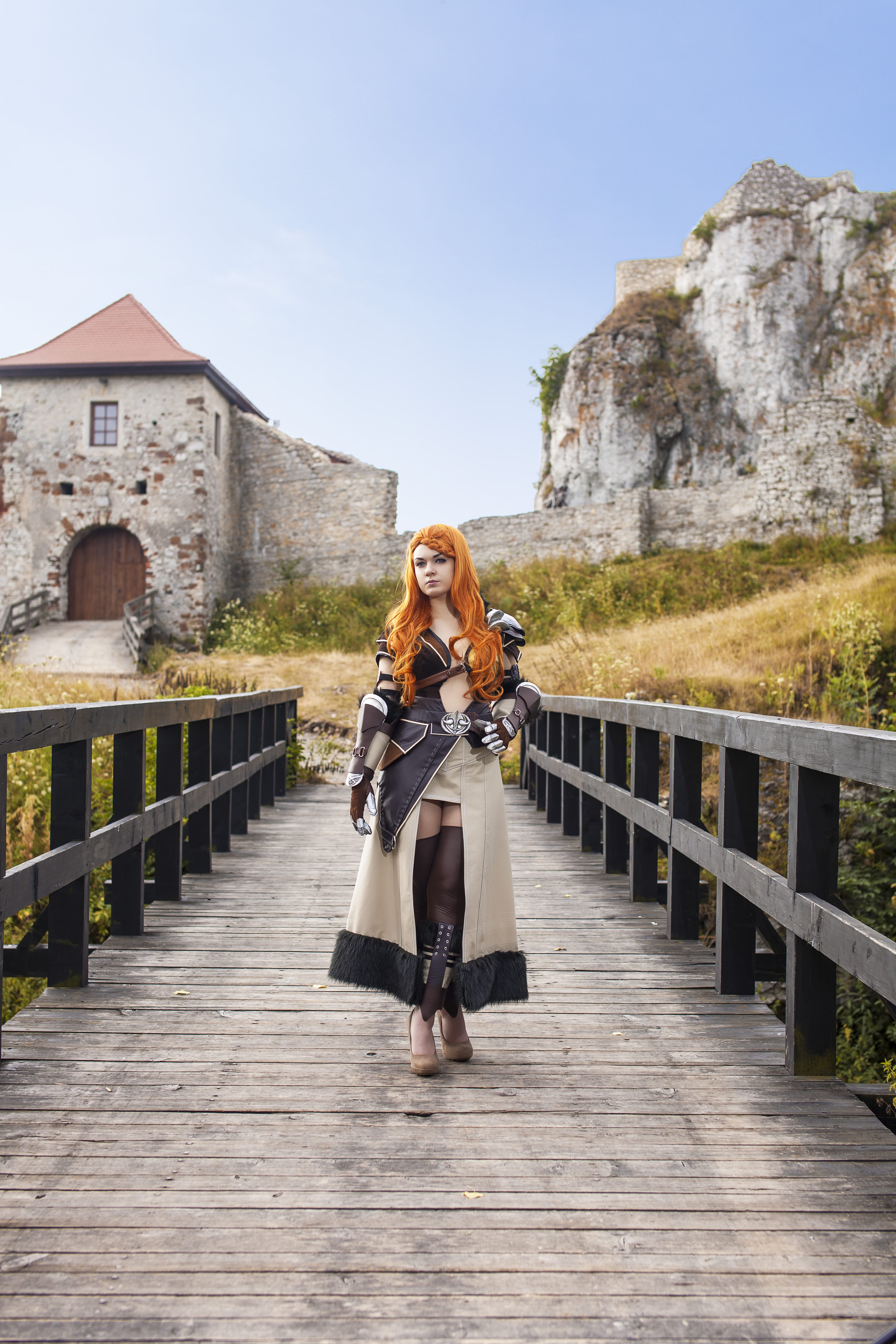 Laura "Lightning" Jansen wins Dragon Cosplay Summit 2013