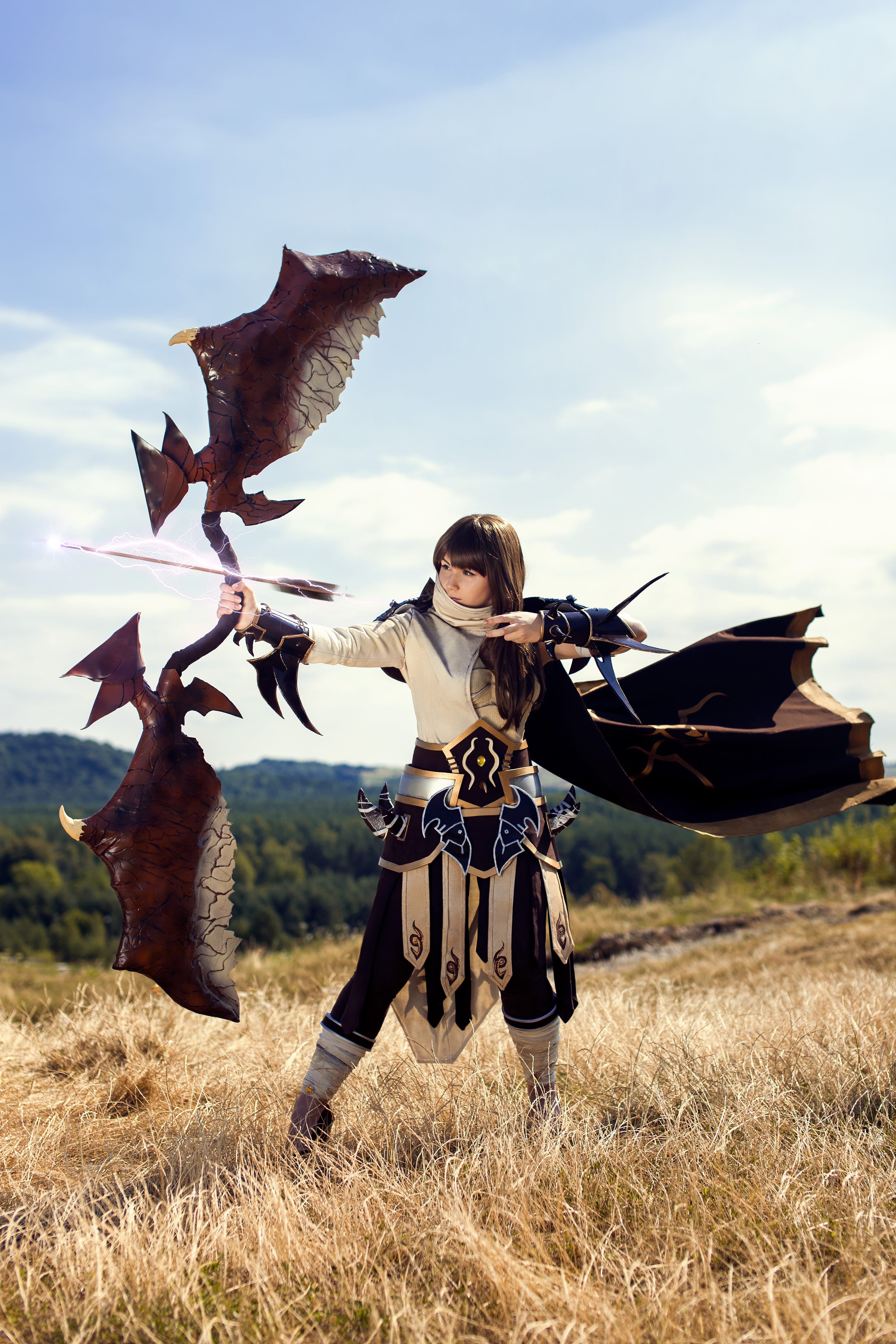 Laura "Lightning" Jansen wins Dragon Cosplay Summit 2013