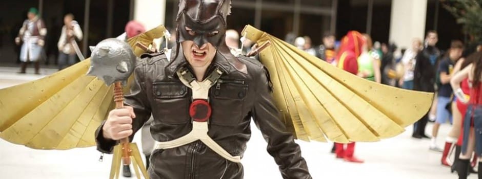 The epic video: Distractotron does DC Cosplay