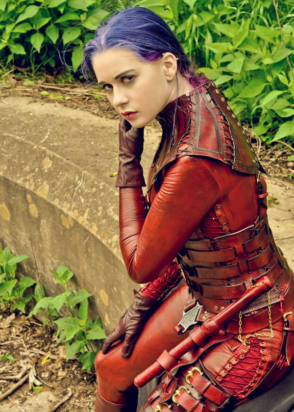 One Mord-Sith all wrapped in leather