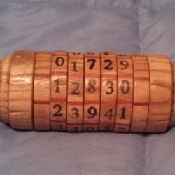 Protect your luck: Cryptex dice vaults