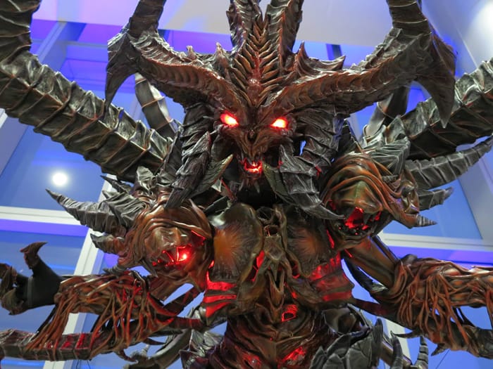 Diablo: The Evil Prime cosplay glows with dark intelligence