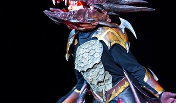 Impressive Smaug cosplay and video