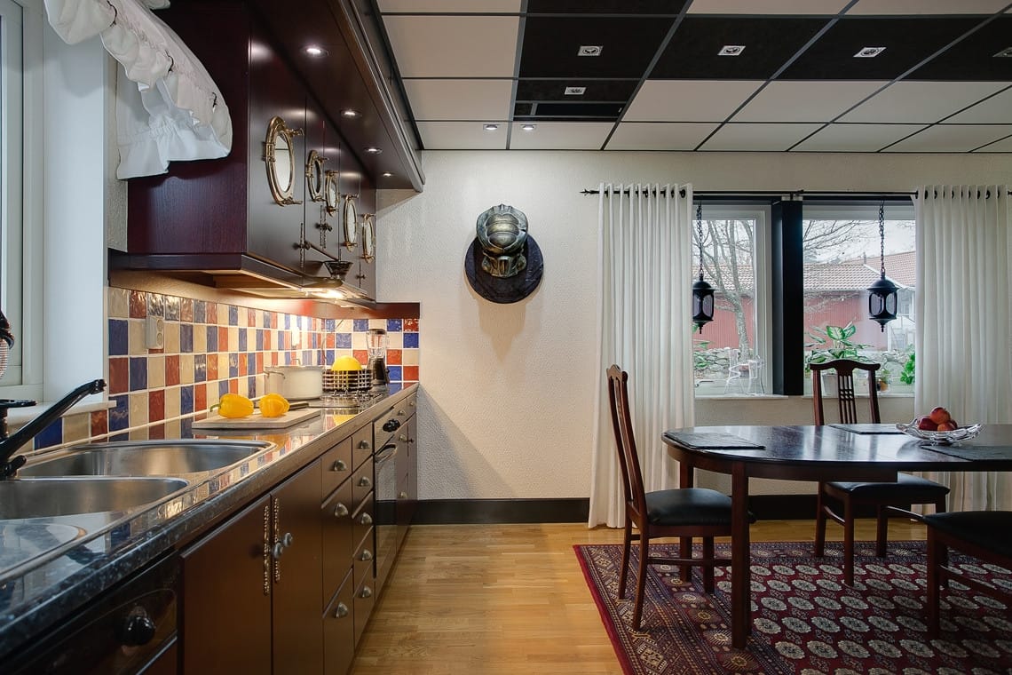 Whole Swedish house becomes Aliens vs Predator dream home