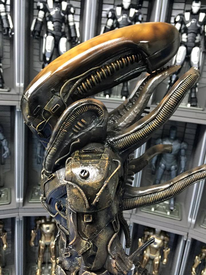 Behold this incredible Iron Man Xenomorph