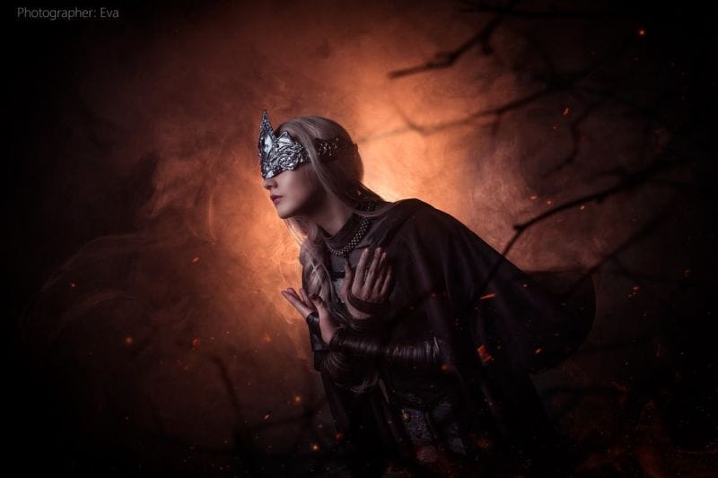 Difficult? This is a Dark Souls Fire Keeper cosplay