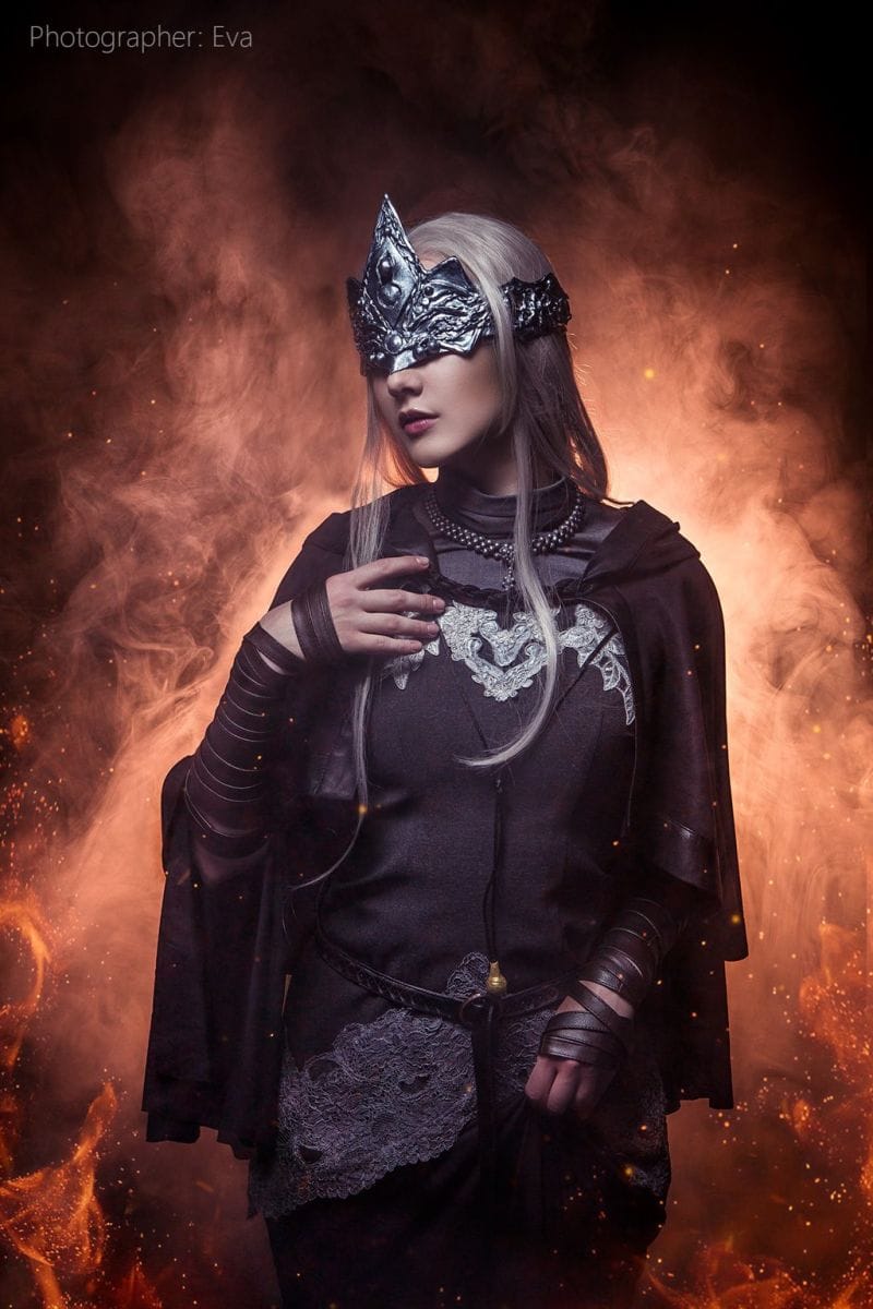 Difficult? This is a Dark Souls Fire Keeper cosplay