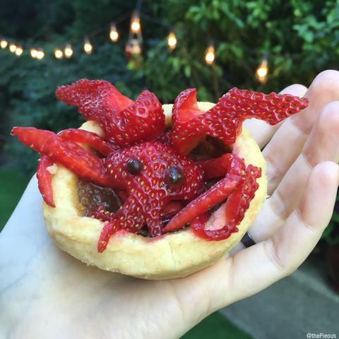 Mince pies and Cthulhu eyes