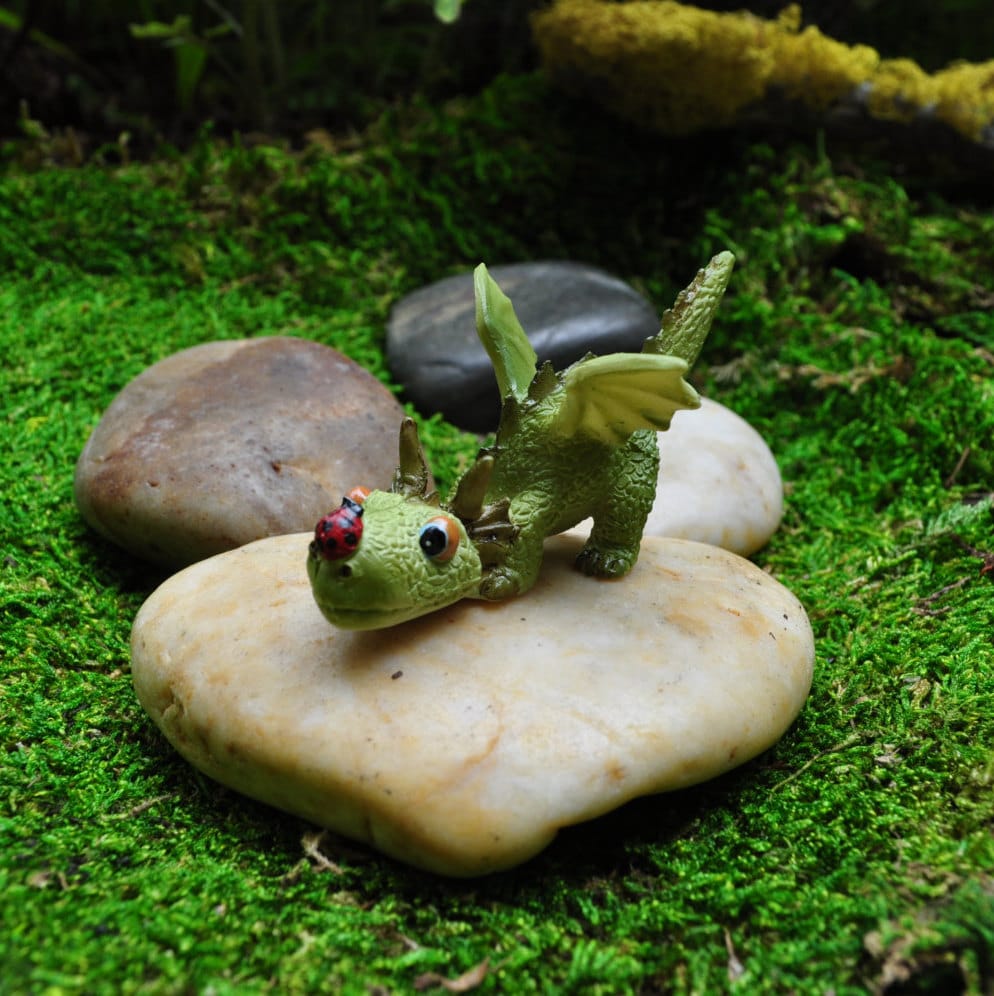 Adorable tiny dragons for your garden!