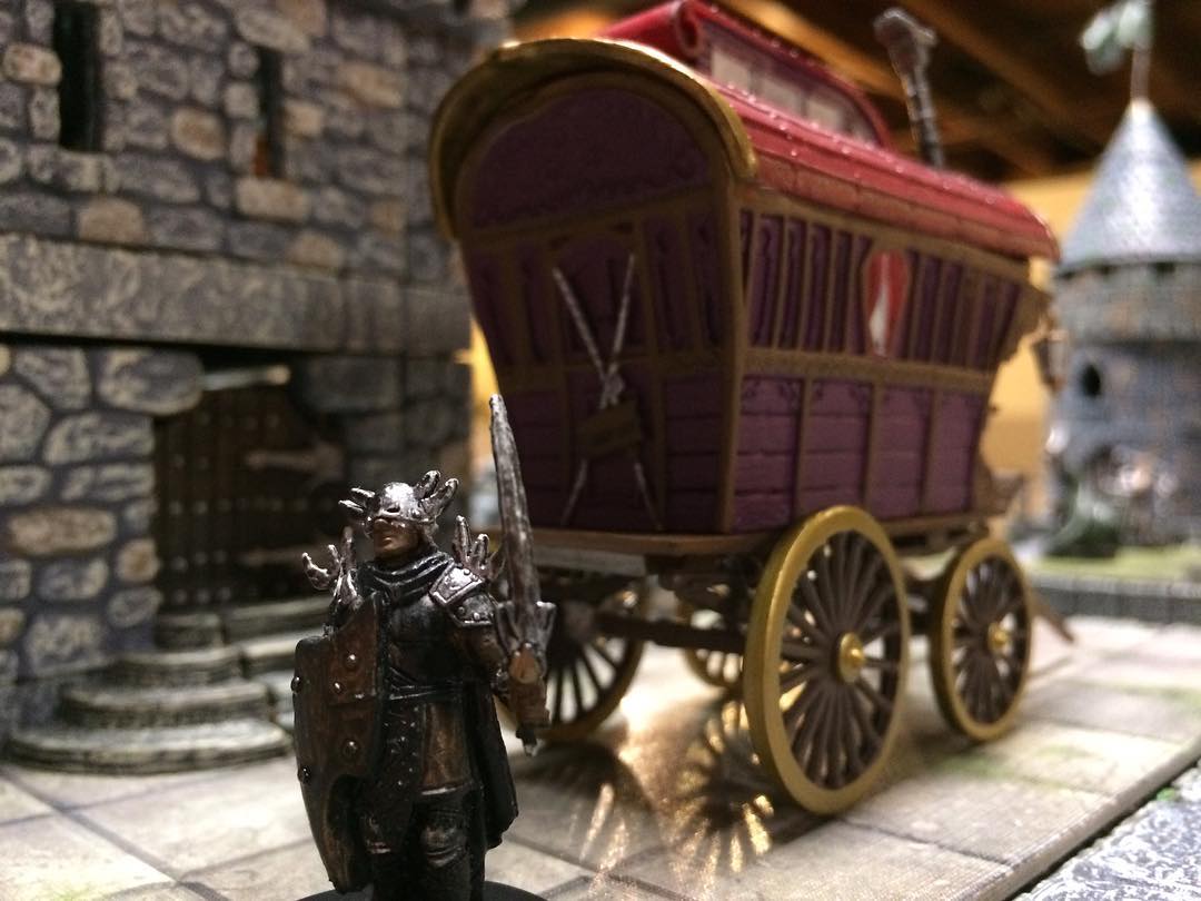 Gaze at Inkdmage's incredible tabletop set-up