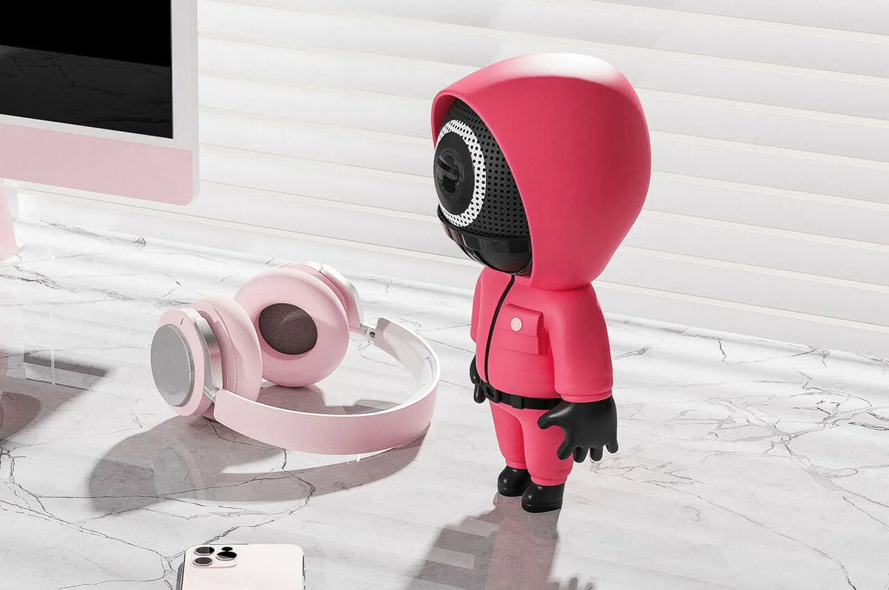 Squid Game security/webcams are creepily perfect