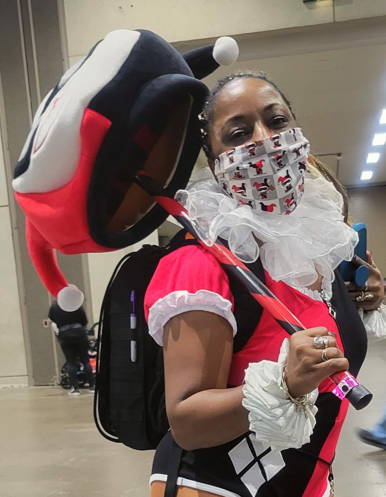 How cosplayers managed to adapt to Comic Con Special Edition's mask ...