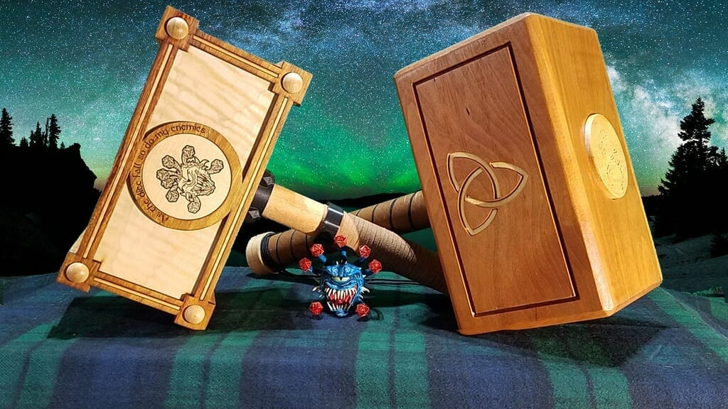 Store and roll-smash your dice in this mighty Dice Hammer!