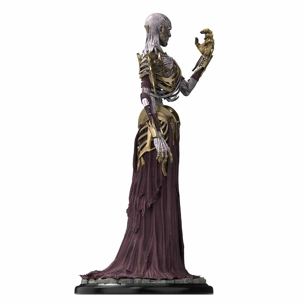 A closer (dangerous) look: WizKids' premium Vecna statue