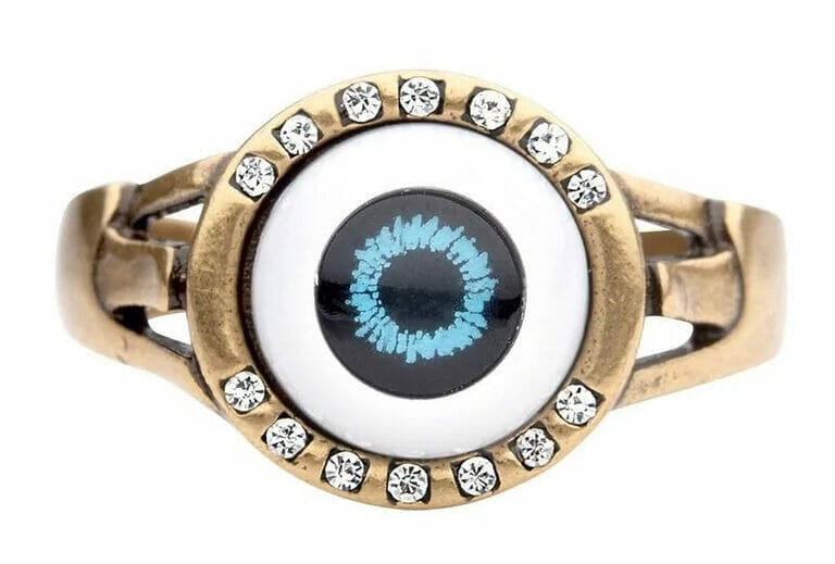 Preorder the official D&D magic rings