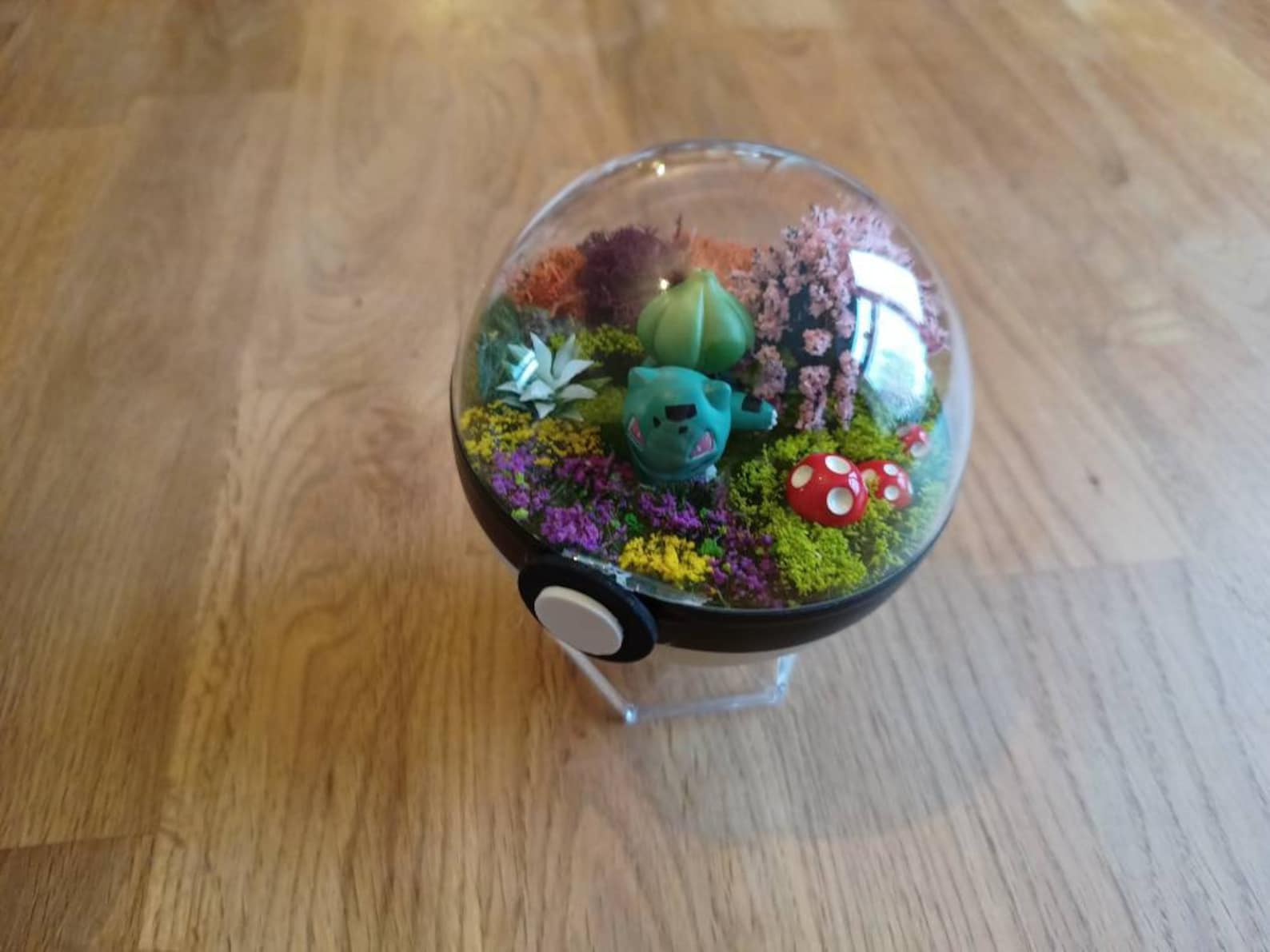These adorable pokeballs are a great gift for anyone who's Pokémon obsessed