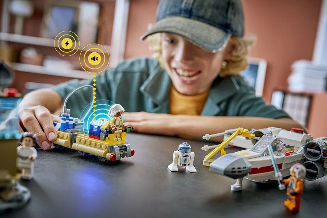 Hands-on with LEGO's smart play: Star Wars sets get a digital brain